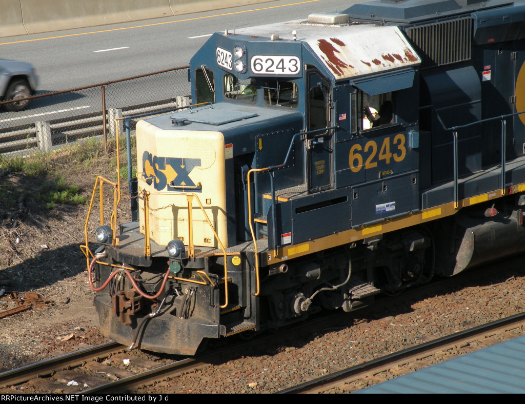 CSX 6243 cab closeup